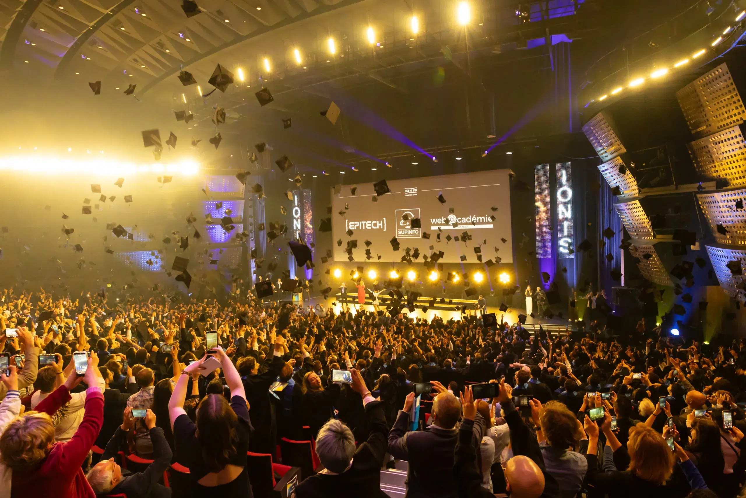 Remise des diplômes 2026 : bienvenue aux nouveaux Alumni Epitech - Epitech
